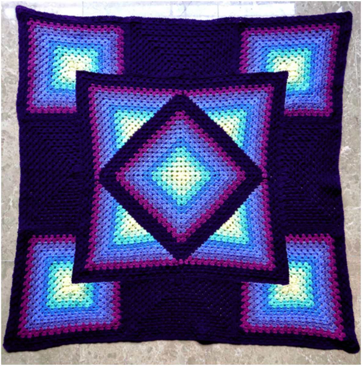 Diamond Granny Crochet Throw [Free Pattern] - Styles Idea