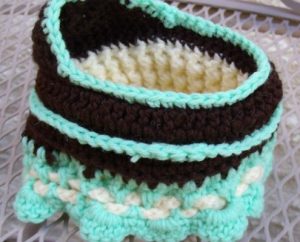 Cupcake Cradle Crochet Purse - Free Pattern - Styles Idea